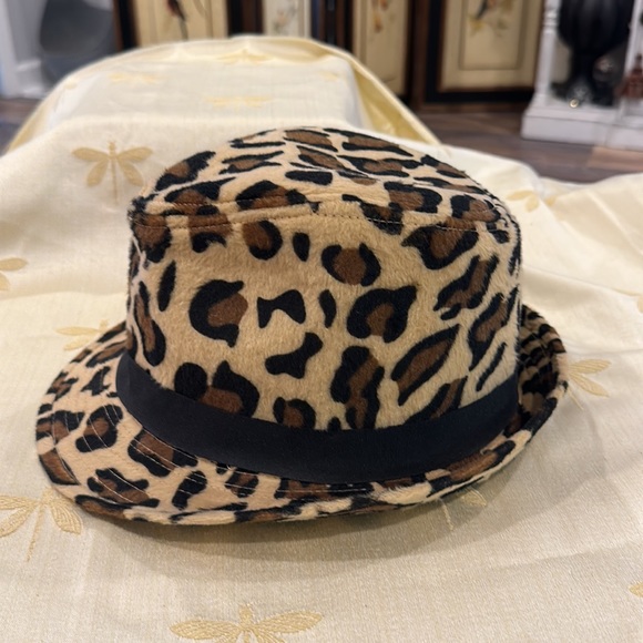 Accessories | Cheetah Leopard Animal Print Felt Like Faux Short Fur ...